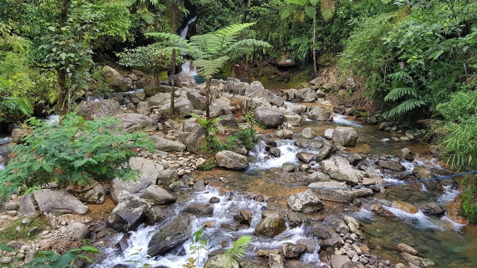Hunting Curug di Puncak Bagian 3: Curug Cibulao dan Curug Panjang