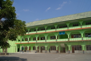 Meniti Jalan Shalafus Shaleh: PONDOK PESANTREN ISLAMIC CENTRE BIN BAZ ...