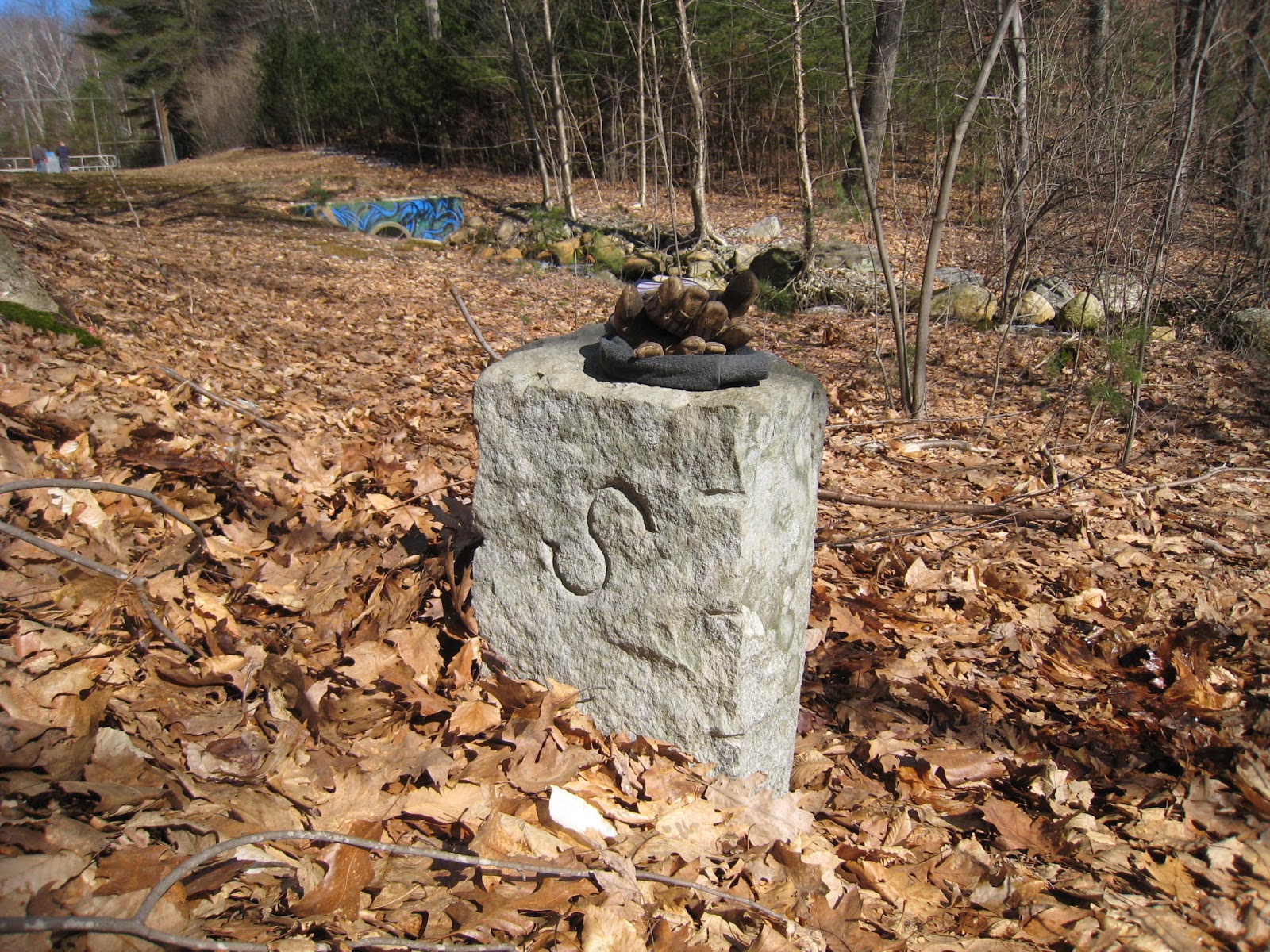 Maynard Life Outdoors and Hidden History of Maynard: August 2016