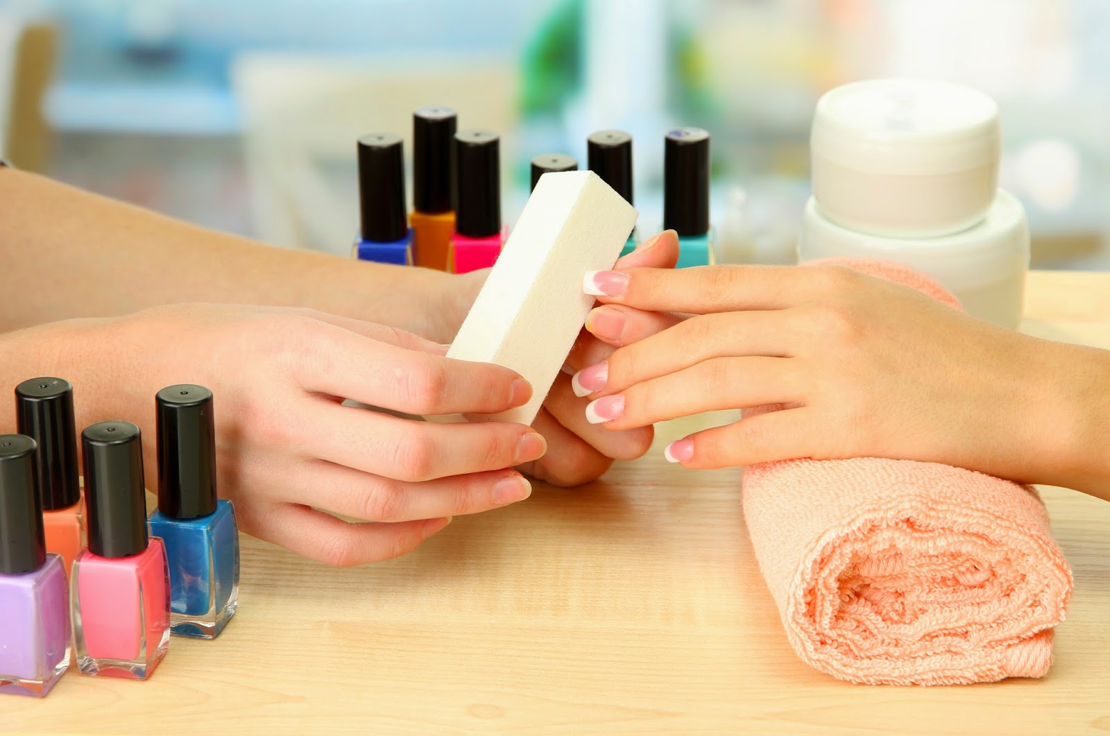Tips to Whiten Your Yellow and Stained Nails