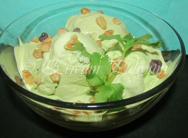 Erivum Puliyum: Eggless Cilantro(Coriander leaves) Ice Cream