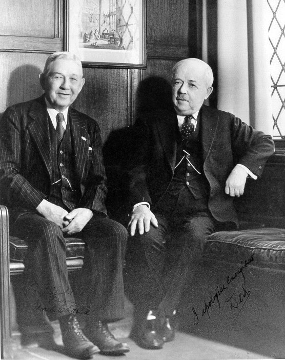 BIG OLD HOUSES: Outside Stan Hywet