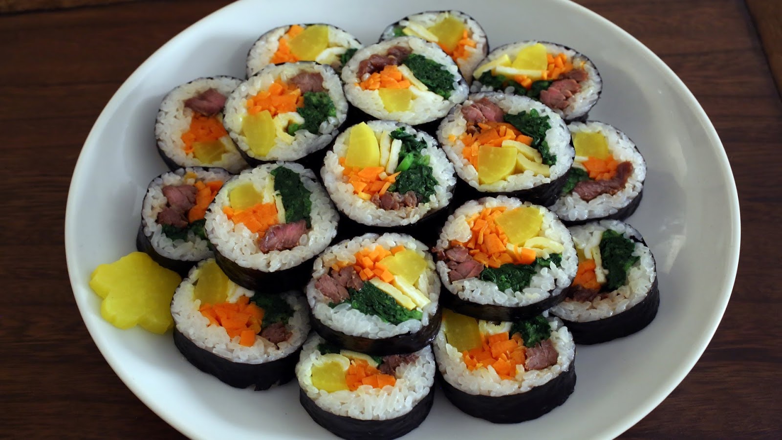 Resep Kimbap "Nasi Gulung Rumput Laut" Khas Korea