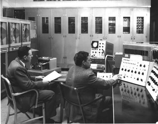 eureka: EARLY COMPUTER