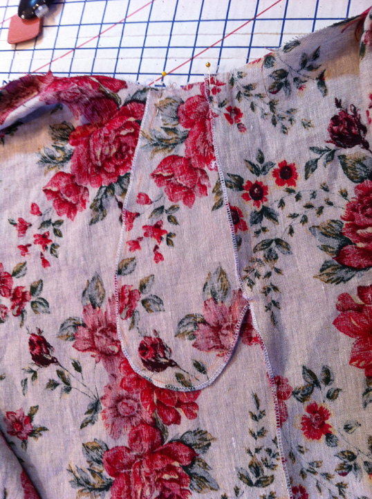 Sew Chic Pattern Company: Tutorial: How to Sew a Side Seam Pocket