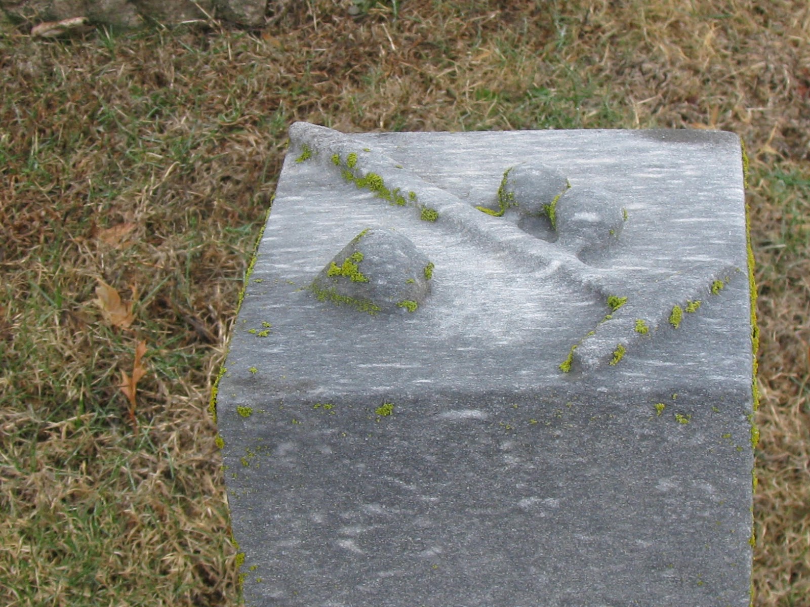 A Grave Interest: Woodmen of the World and the Tree Stone Grave Markers