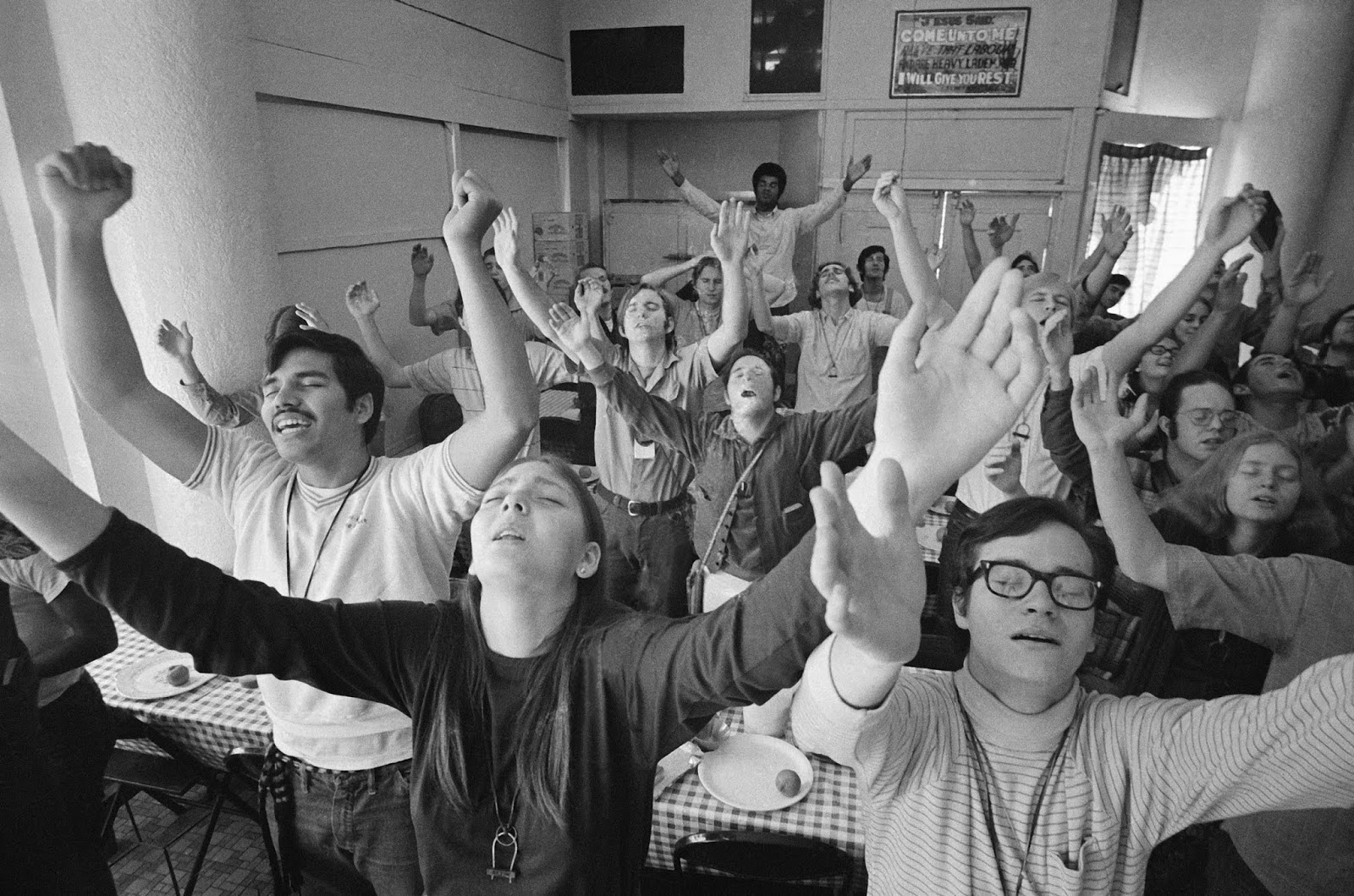 A Look Beneath the Children of God Cult