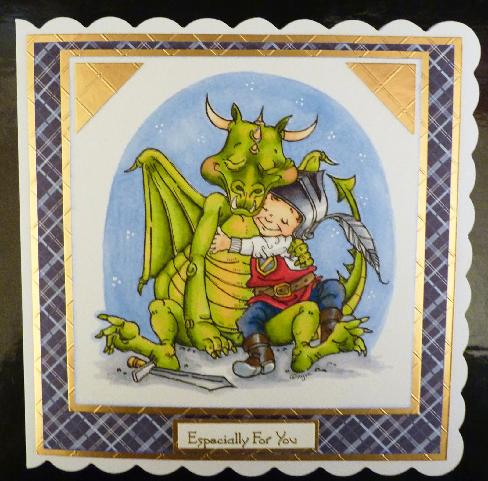 Scrappydoodledoo: Dragon Hugs