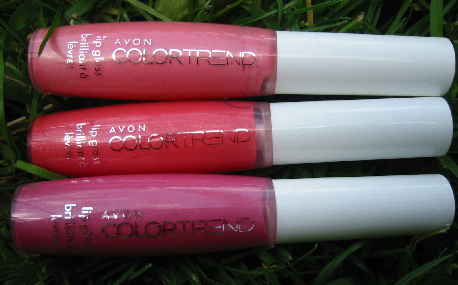 ariella: Avon colortrend read my lips lipgloss review