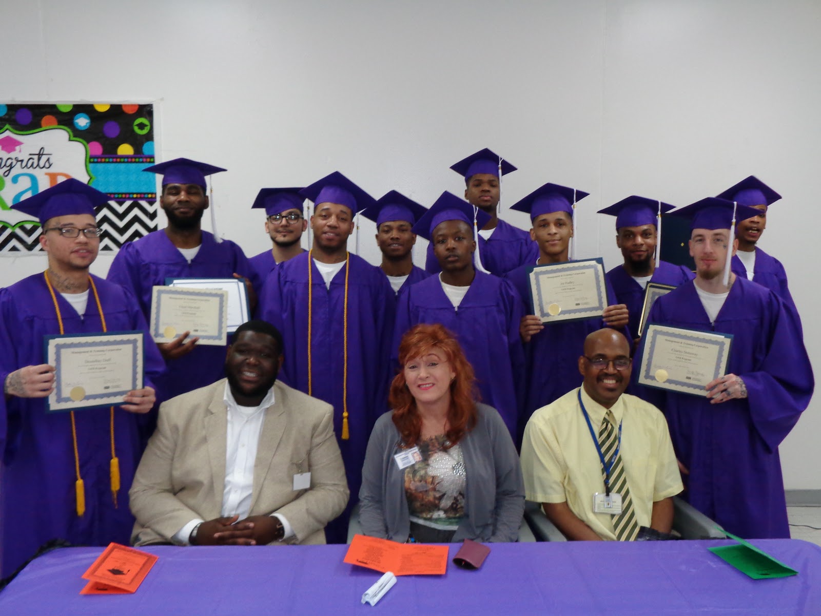 Roscoe Reporting : 12 inmates earn GED at prison in Woodville, Miss.