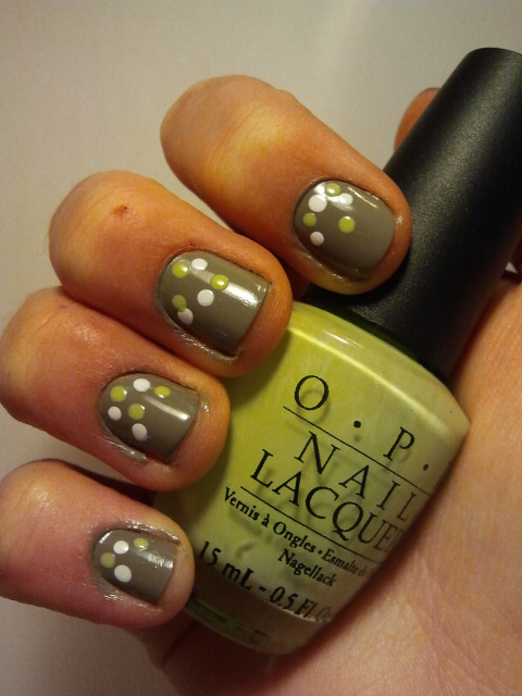 Laura's Nails: Dot Clusters