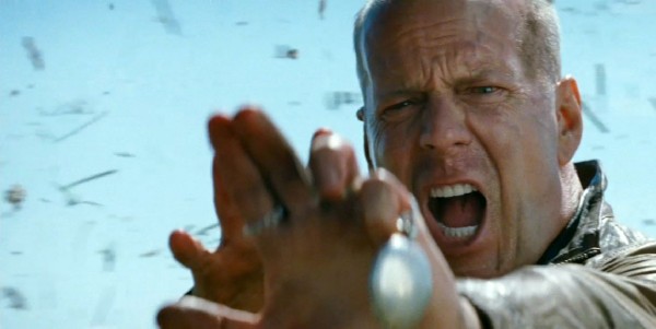 The Word: Looper con Bruce Willis.