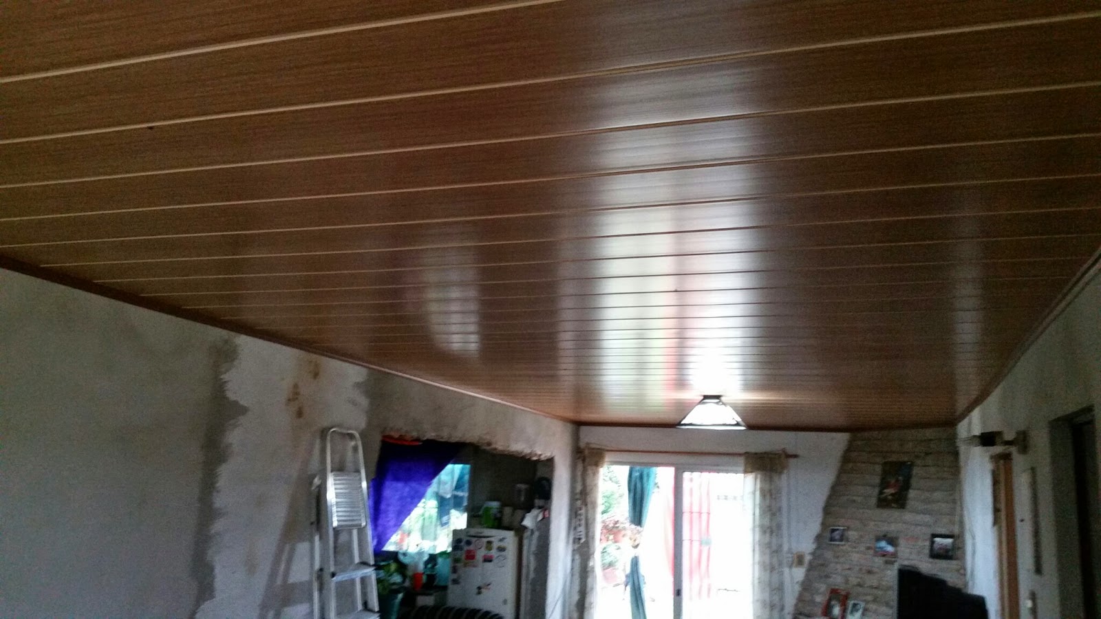 Cielorrasos en PVC - Uruguay: Colocación de Cielo Raso en PVC color