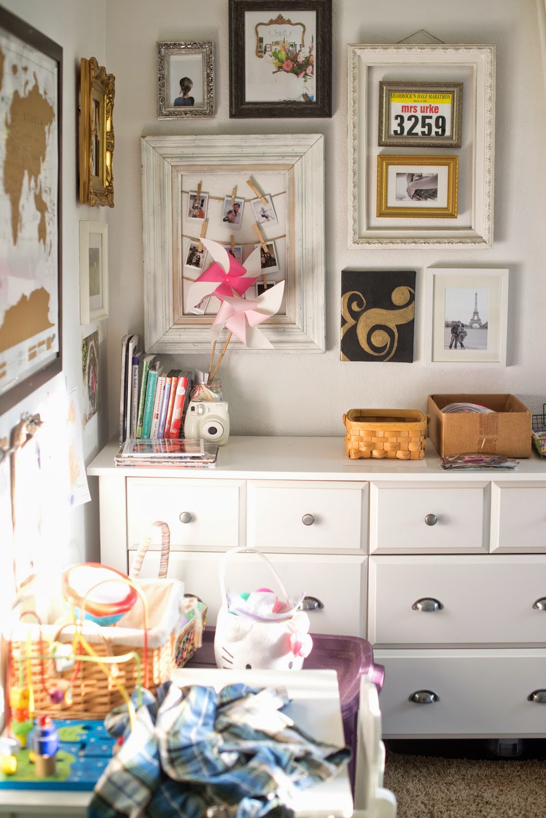 Domestic Fashionista: The Art of Making Pretty Messes (Even with Kids)