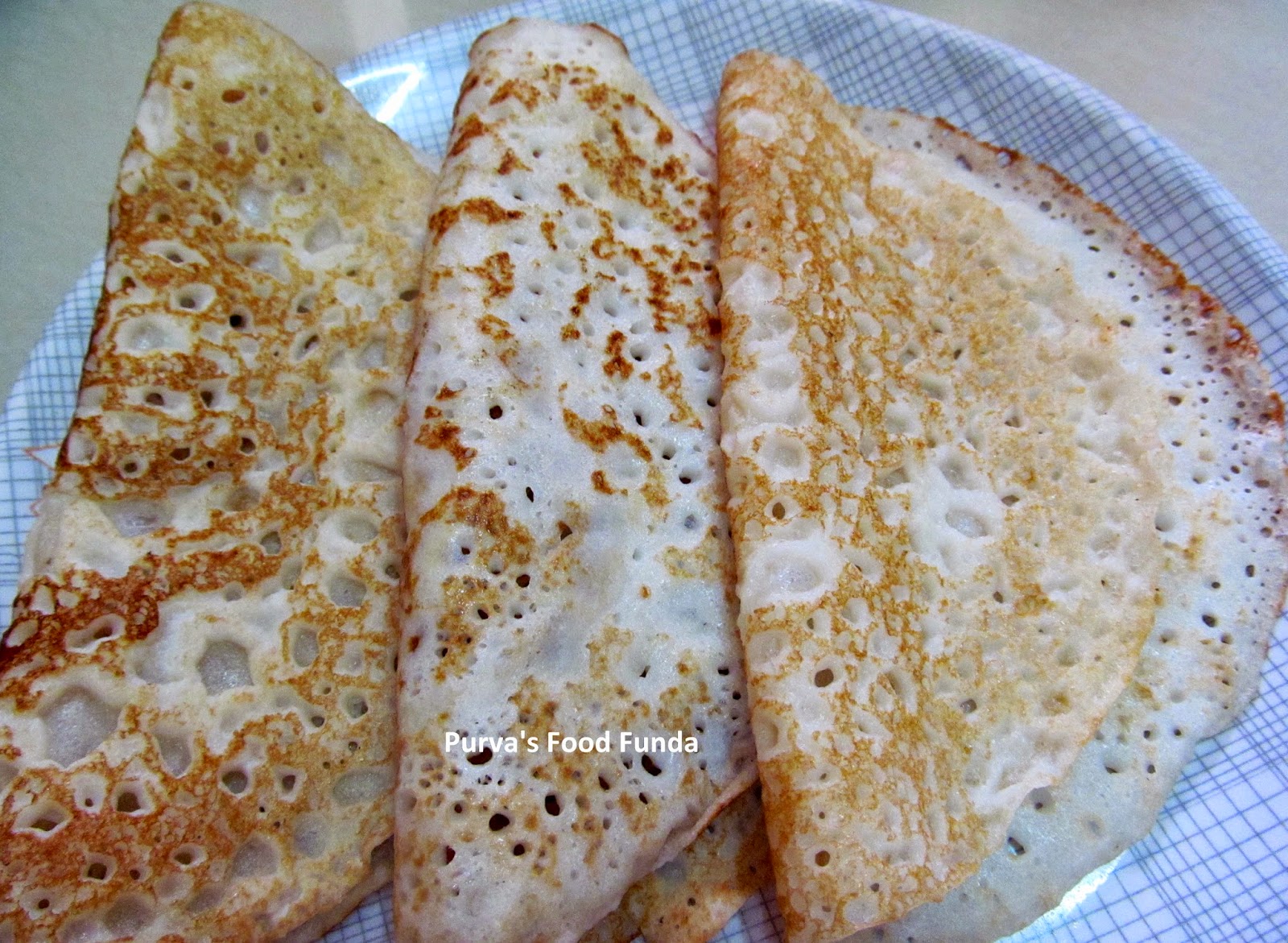 Food Funda: Maharashtrian Spongy Dosa ~ Aamboli