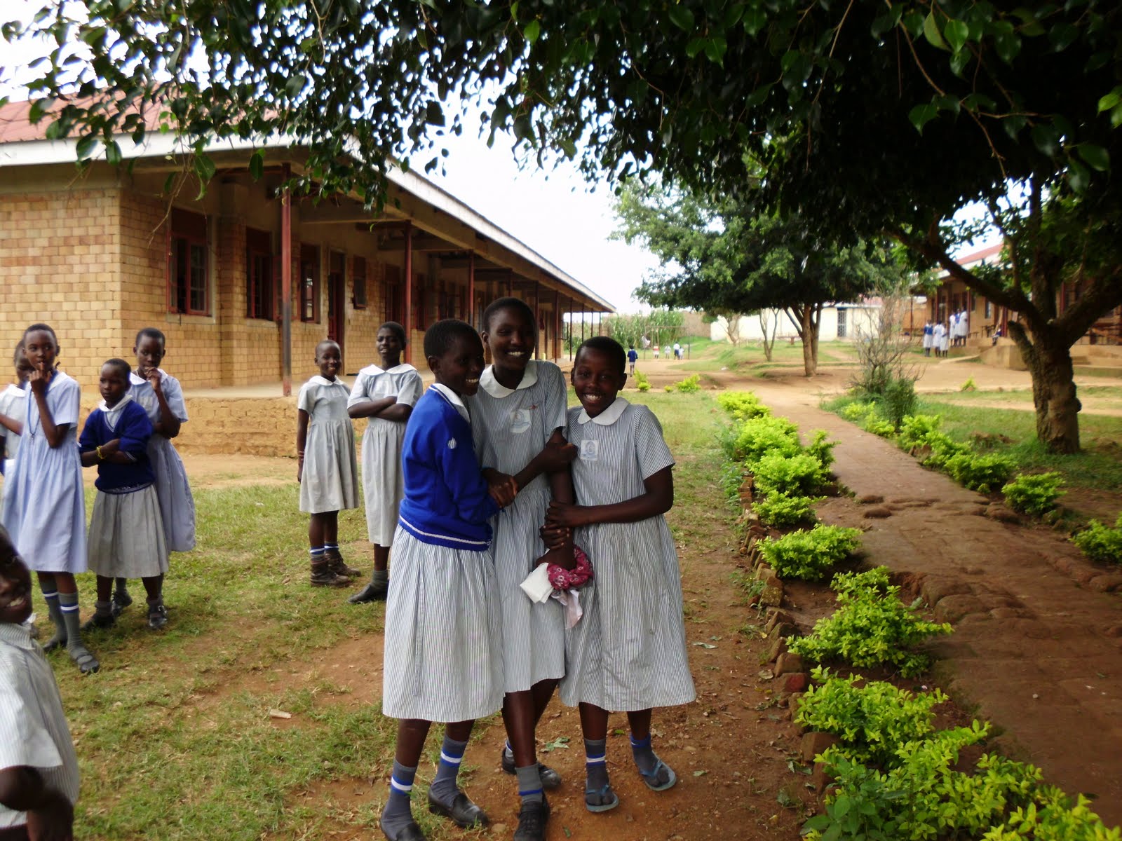 Children of Humble School Africa: Volunteers Focus on Foundations at ...