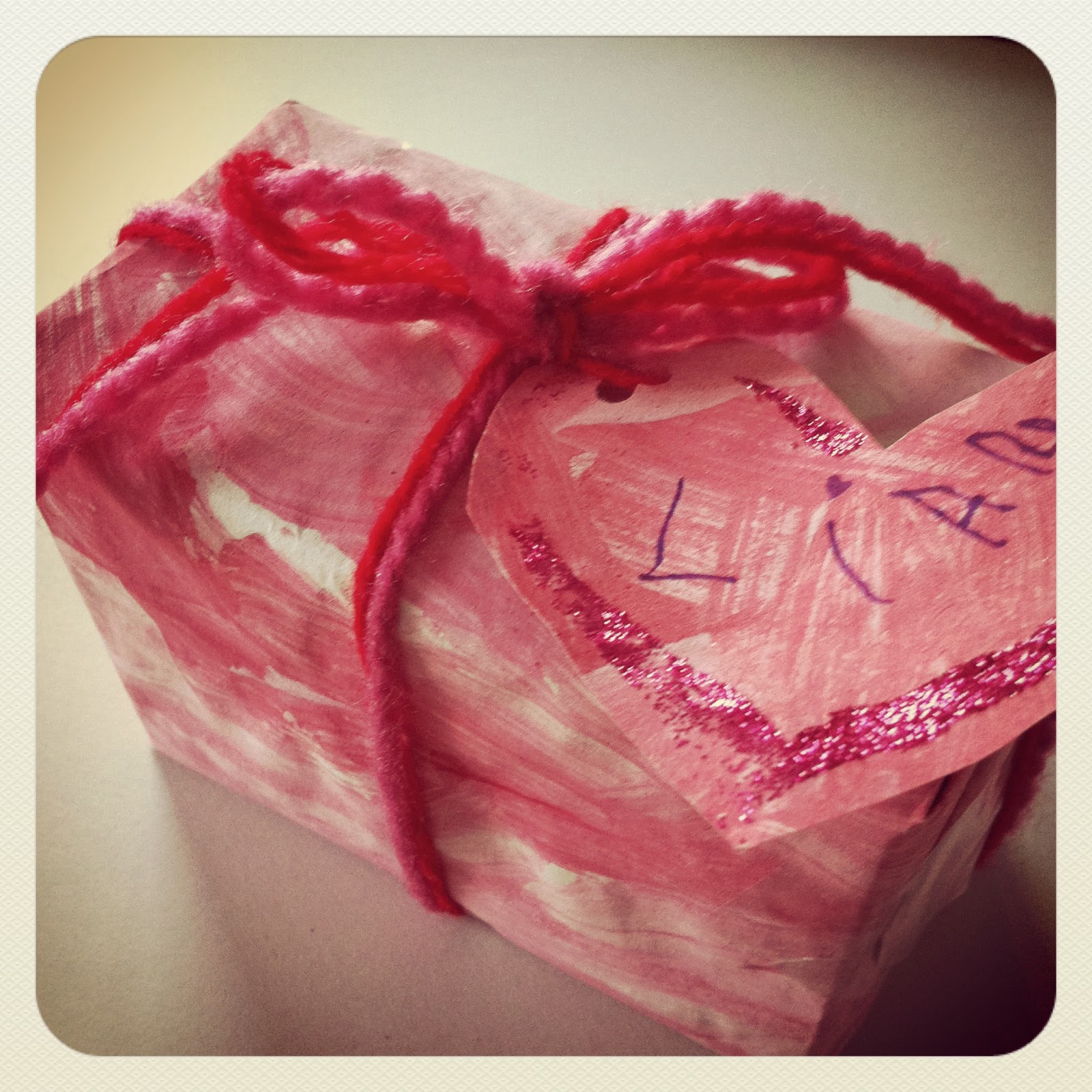 Handmade wrapping paper | Gettin' Crafty with Natalie