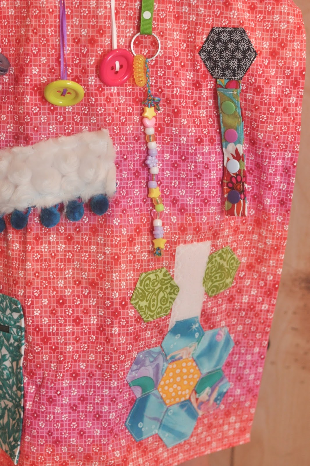 Rooibos Mom: Fidget Apron #1