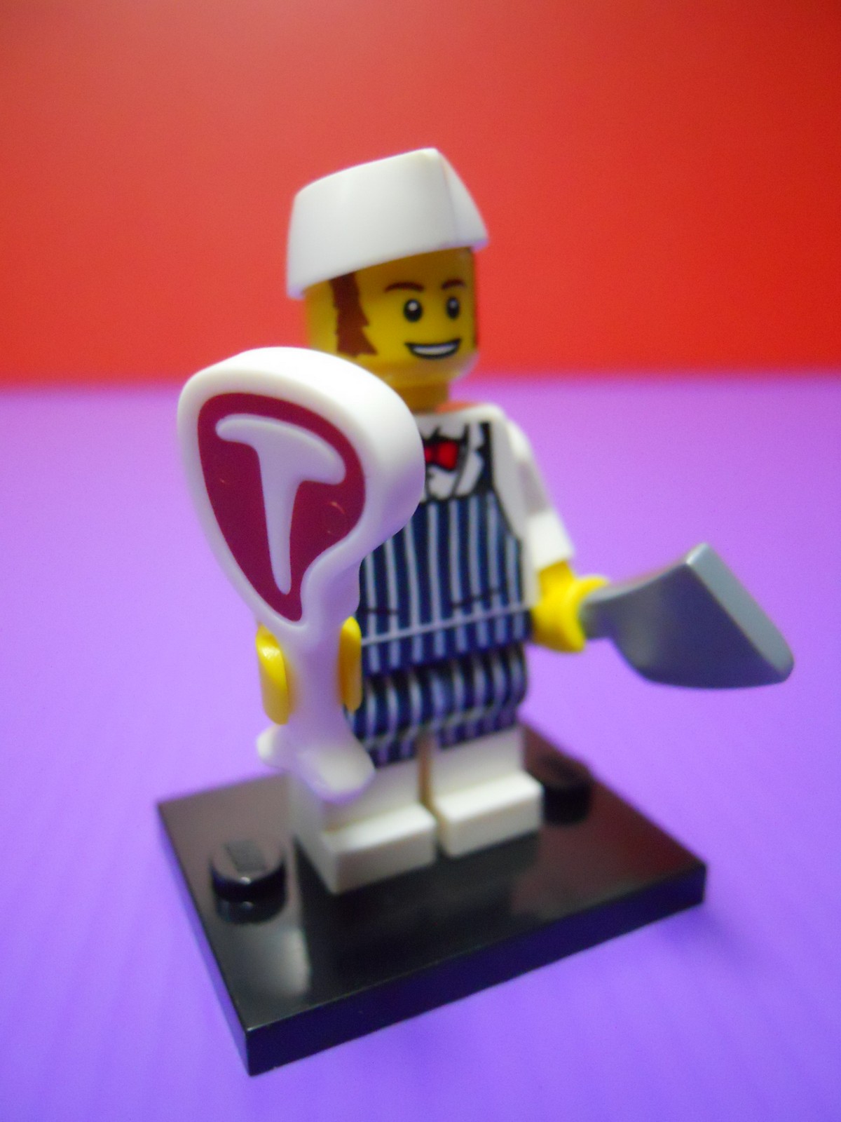 Dexters Diecasts (DexDC): Lego Minifigures Series 6 ~ #14 Butcher