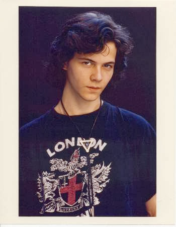 NOTICIAS Y EFEMERIDES MUSICALES Y DEL CINE: HACE 43 AÑOS, NACE ...