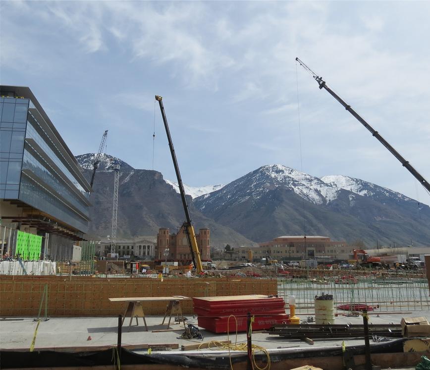 New Temple in Provo: Big Wow! Big Crane!