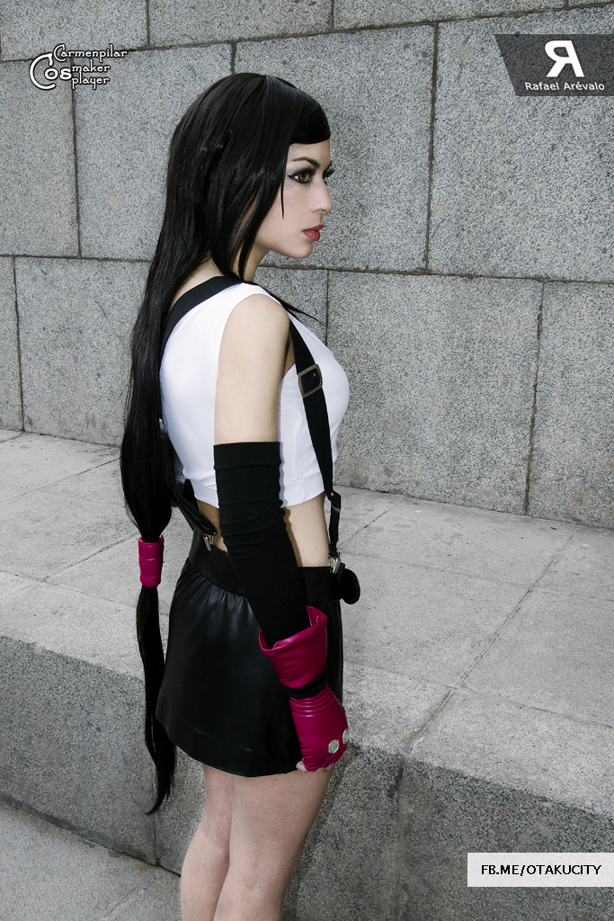 Picture Me: Tifa Lockheart Cosplay Photoshoot