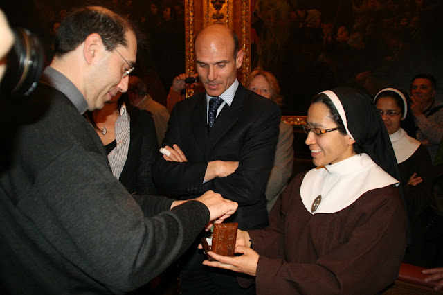 Fotos Francisco Gonzalez: FALTA DE RESPETO A LA MADRE ABADESA DEL ...