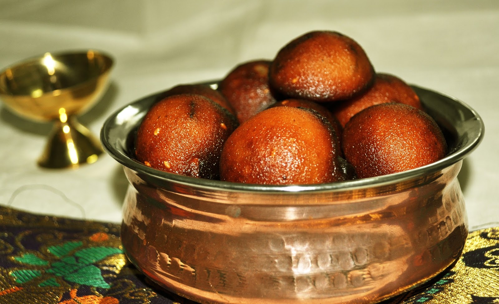 Sprinkle Some Salt!: Unniyappam