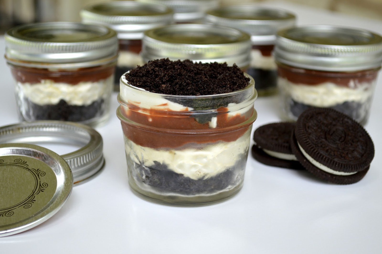 Delicious & Refreshing Oreo Parfaits - Souffle Bombay