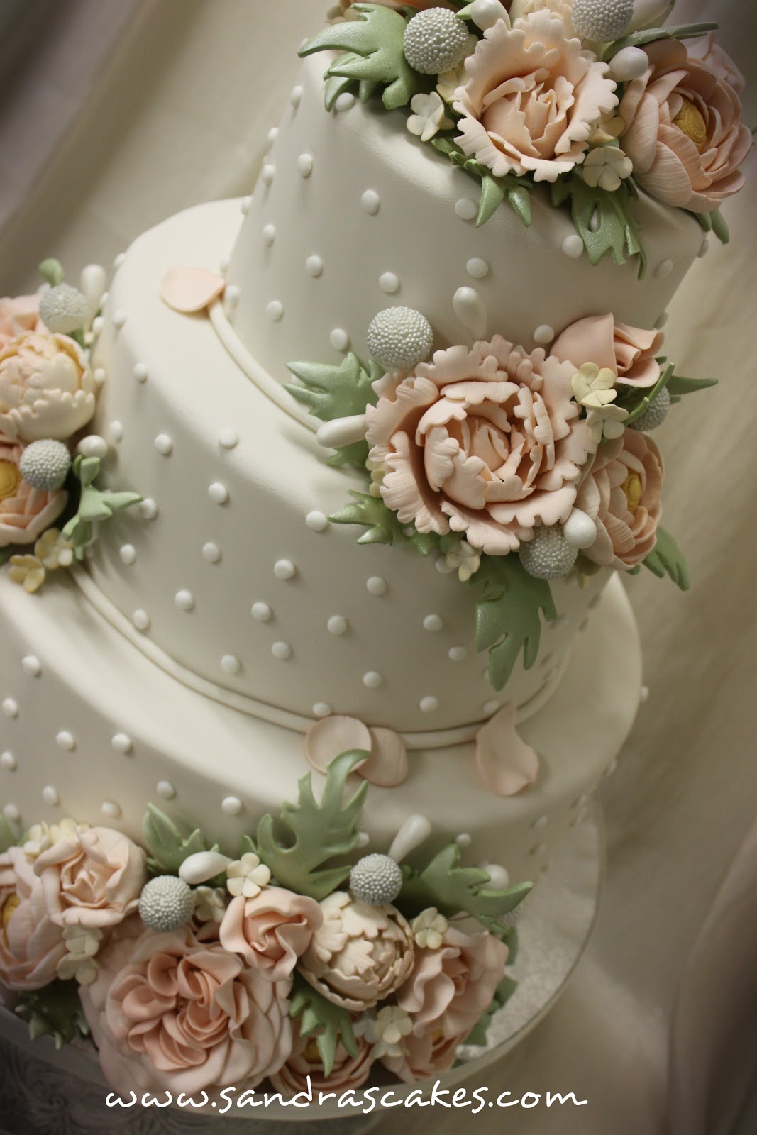 Breathtaking Wedding Cakes