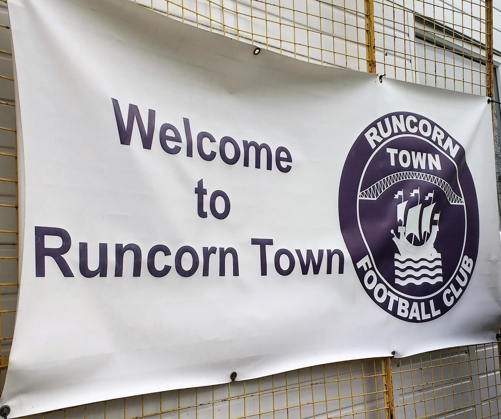 The Wycombe Wanderer: Runcorn Town - The Pavillions