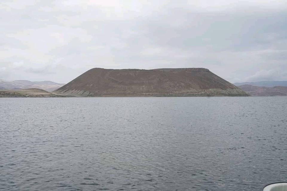 W u l k a n y Ś w i a t a B l o g: Wyprawa na krater Nabiyotum w Kenii ...