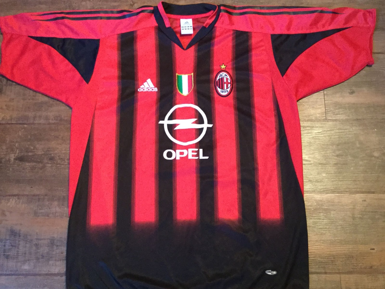Which Is The Best / Worst? Here All AC Milan Home Kits in History ...