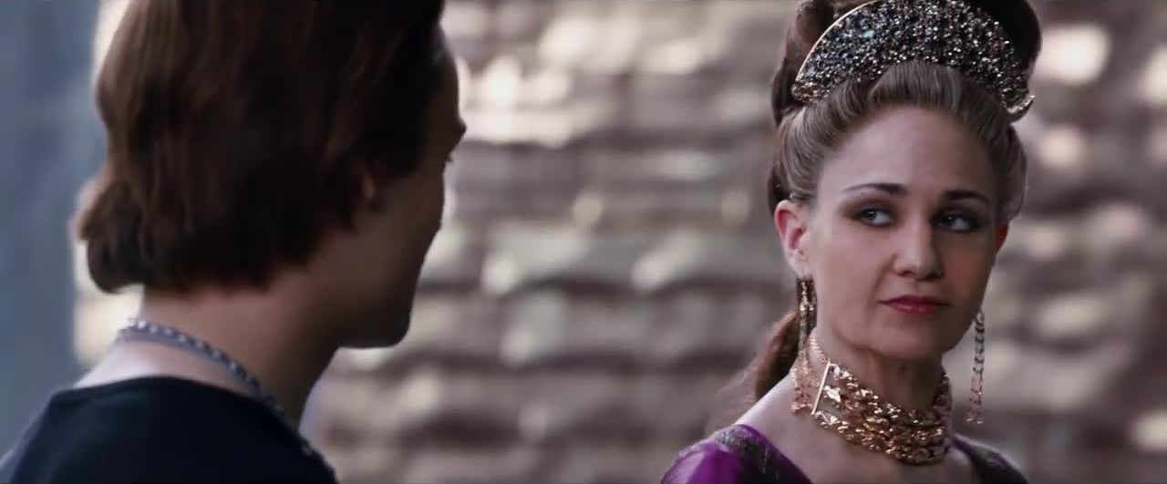 Addicted to Eddie: New trailer for Jupiter Ascending - video, gifs ...