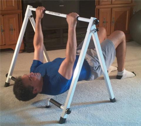 Fitness, entrenamiento físico, nutrición y salud: flexiones