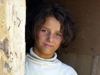 amraw n wamrir : Aya Hamdi l’étoile montante du cinéma chaoui