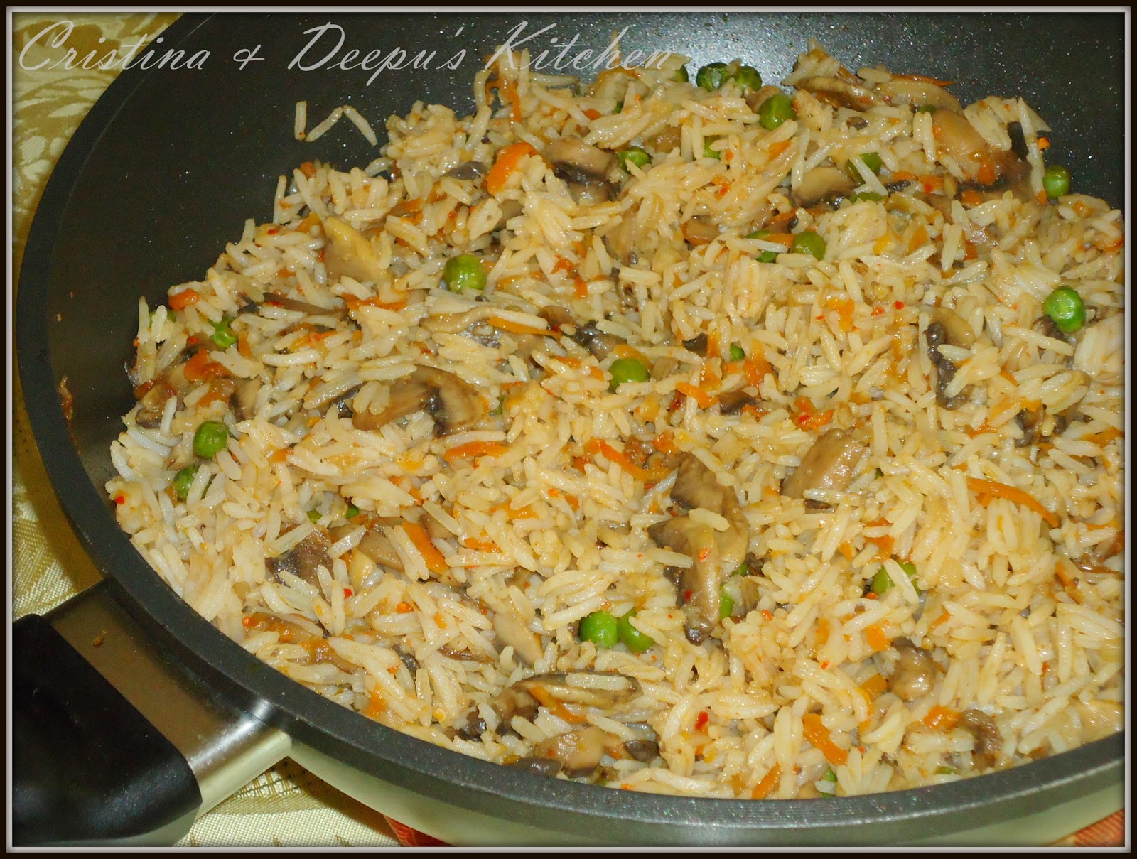Cristina & Deepu's Kitchen: Legume cu orez prajit / Vegetable fried rice
