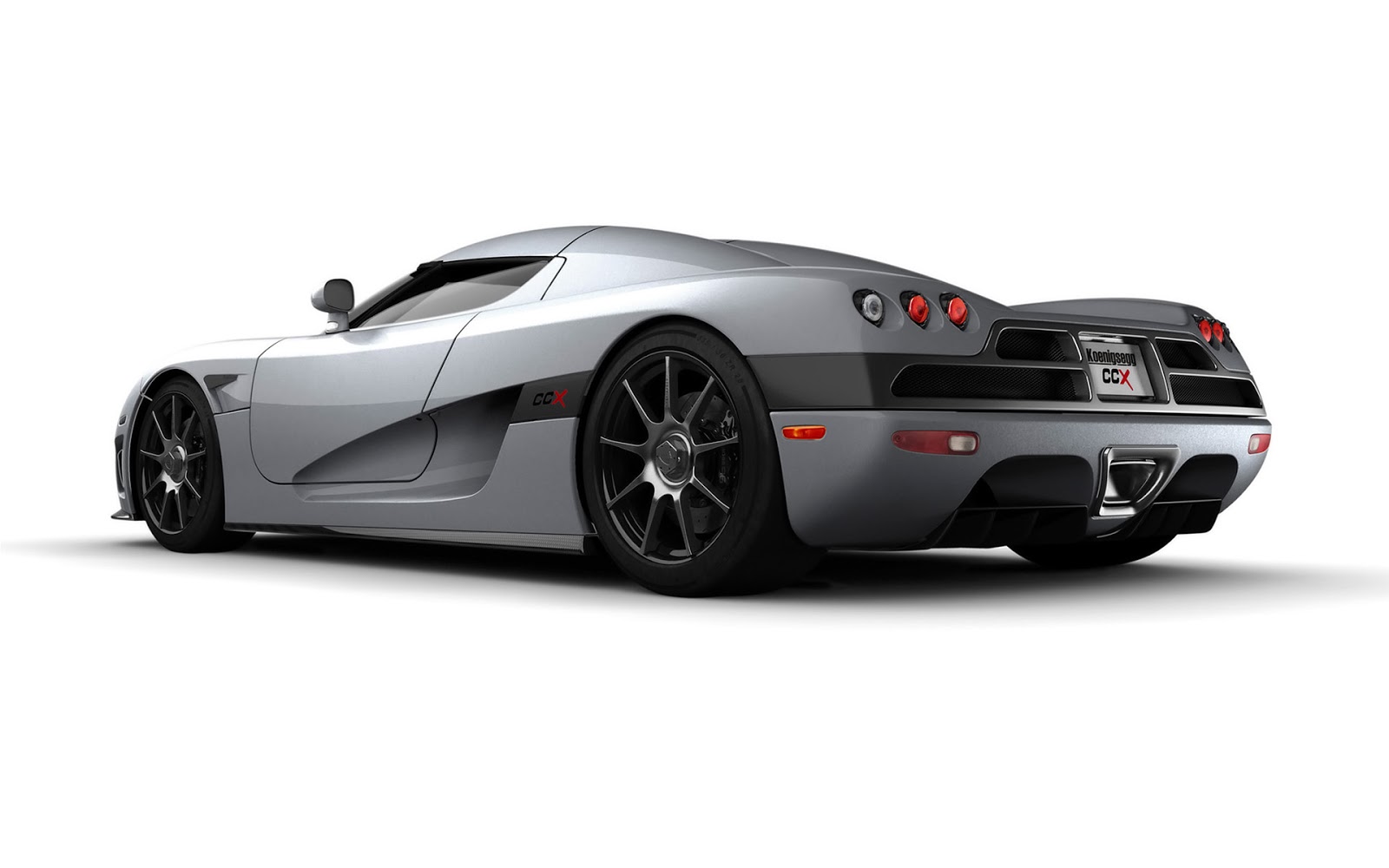 Koenigsegg Ccx Con Spoiler Della Marcia Superiore