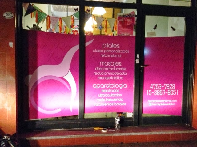 Pudere Soluciones Graficas: Ploteo Vidriera. Vinilo Impreso Con Laca UV