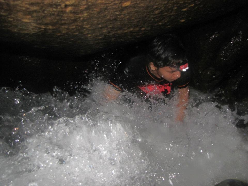 The Engine Hiker: Caving @ Gua Batu Maloi