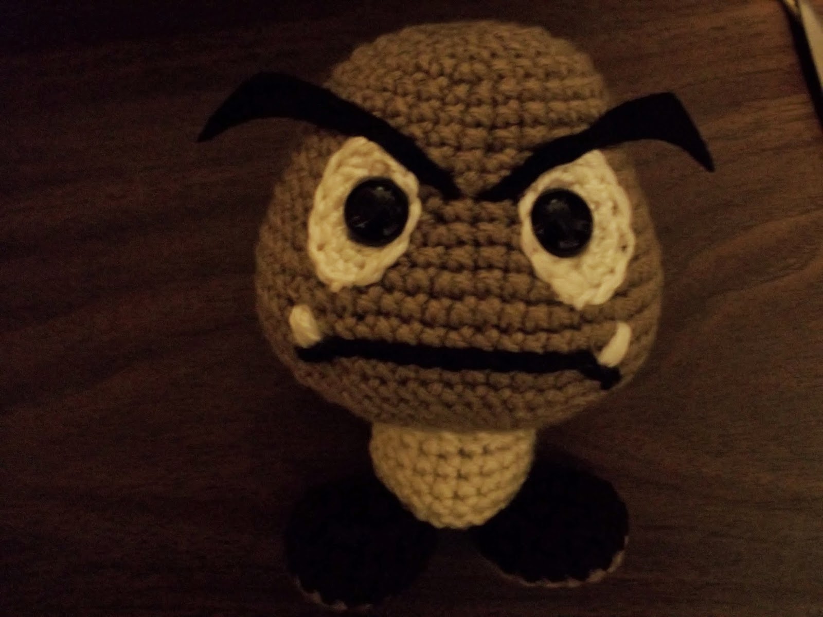 Eden is only a dream away: Crochet Goomba!- Pattern