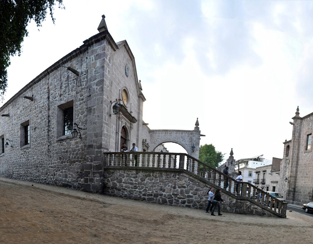 Adam Zoller Duplán: Los Minondo