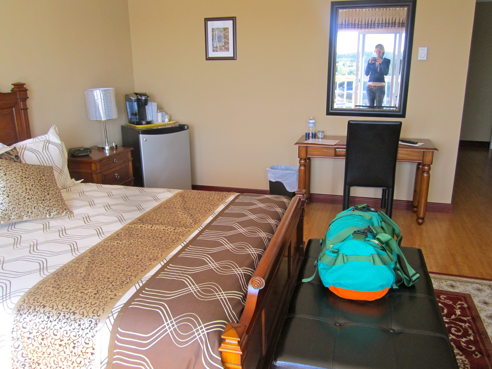 sunday morning: hotel review: inn at happy adventure, happy adventure, NL