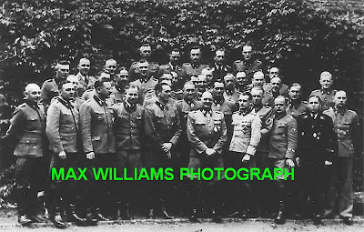 NAZI JERMAN: Foto Wilhelm Mohnke