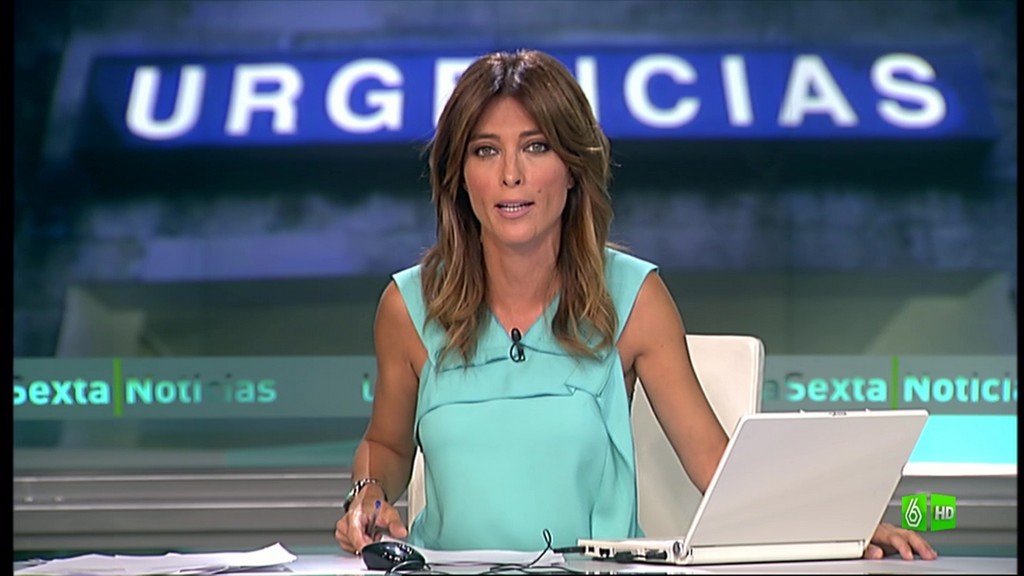 Helena Resano: HELENA RESANO Y SU NUEVO VESTIDO CYAN - TURQUESA SIN ...