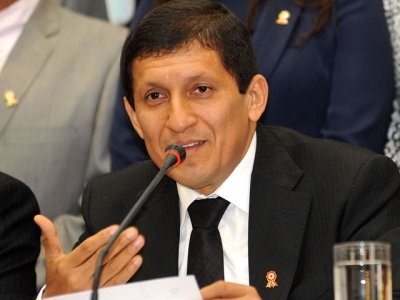 América - Peruanos en el Exterior: Reunión - Peruanos en el Exterior