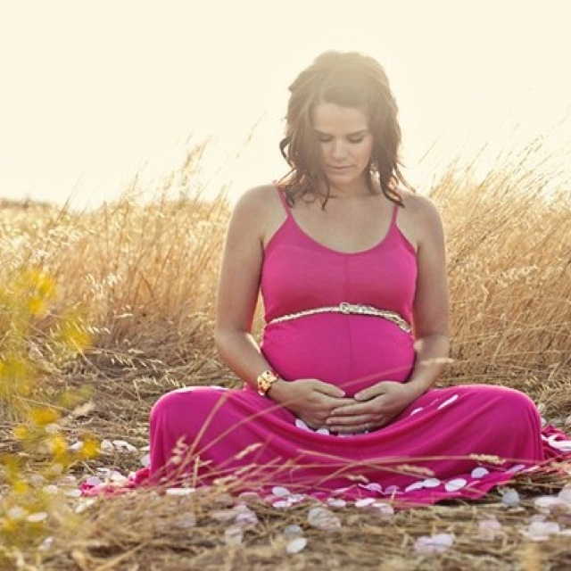 Life Alaskan Style: maternity session inspiration: 21 ideas for a ...