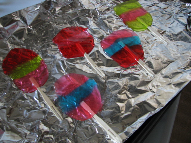 1 Family, 3 Months, 100 Things to Do: Lollipops