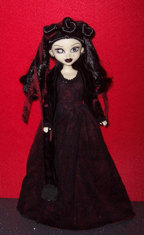 Veni Vidi Dolli: OVERVIEW: Bleeding Edge Goths