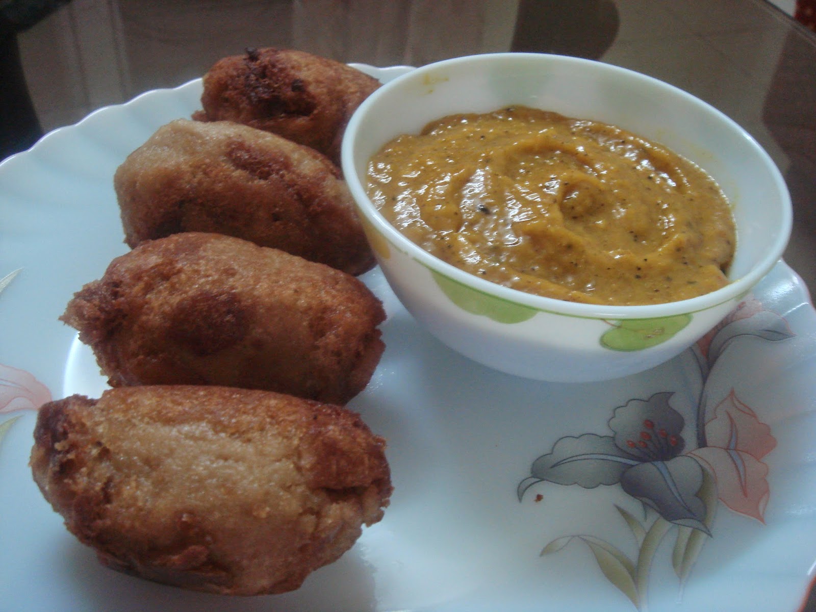Flavors & Spices of India: Bread Chop With Tangy Apricot Chutney Recipe